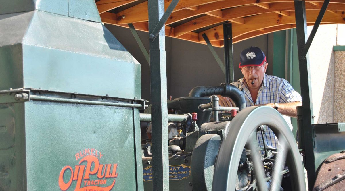 ADVANCE RUMELY, OIL PULL 16-30 – Museo del Tractor de Época