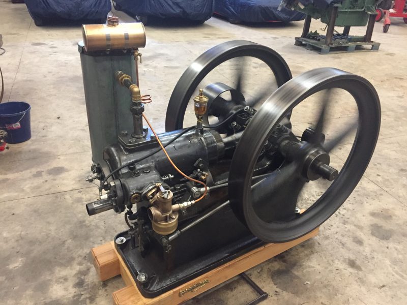 ENGINES – Vintage Tractor Museum